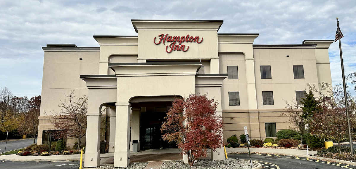 Upstate New York's Best Hot Tub Suites - Top 25 Hotel Room Jetted Tubs