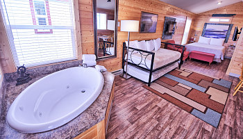 Washington State Hot Tub Suites - Hotel In-Room Whirlpool Spa Tubs